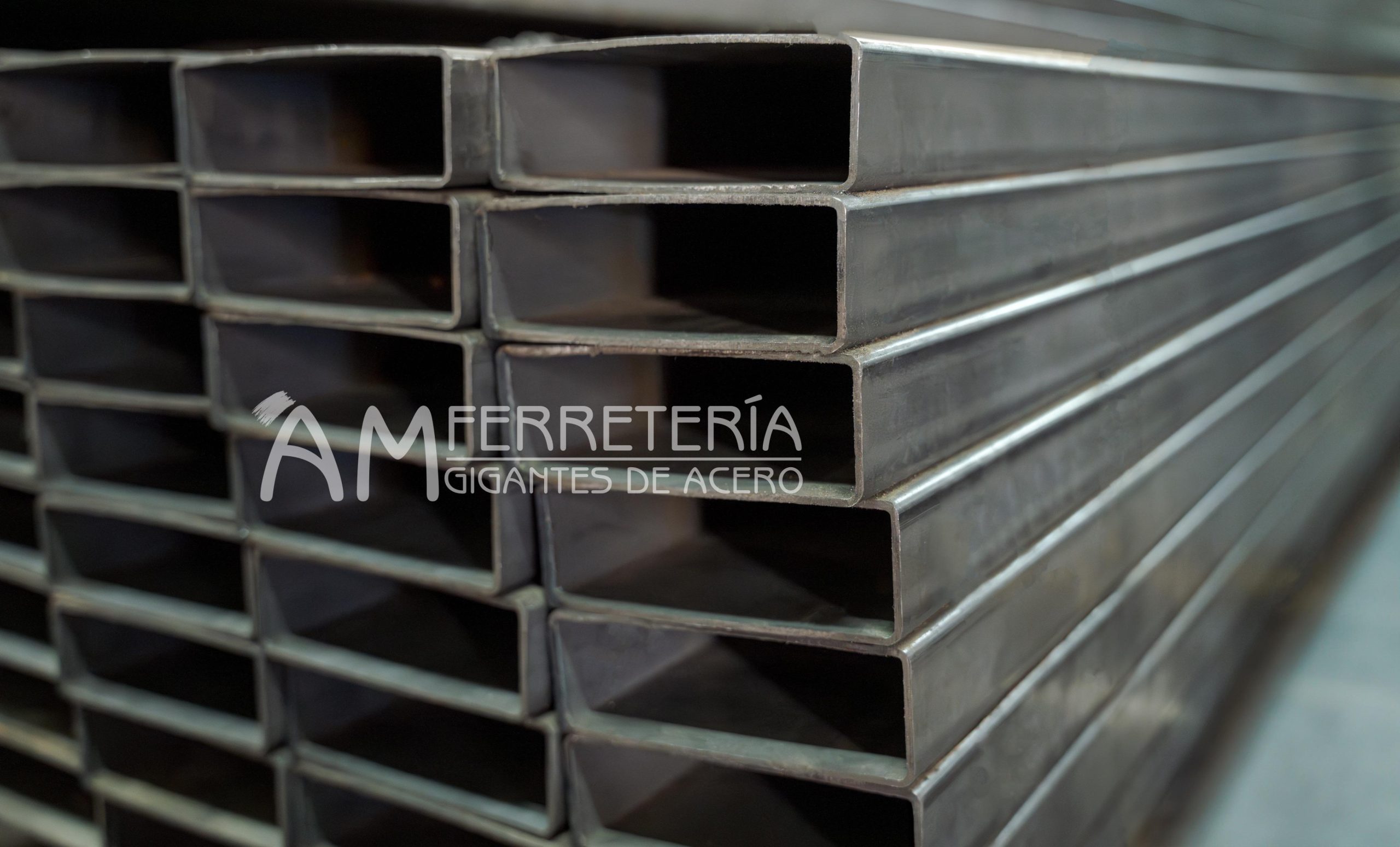Tubo Estructural Rectangular - AM Ferreteria